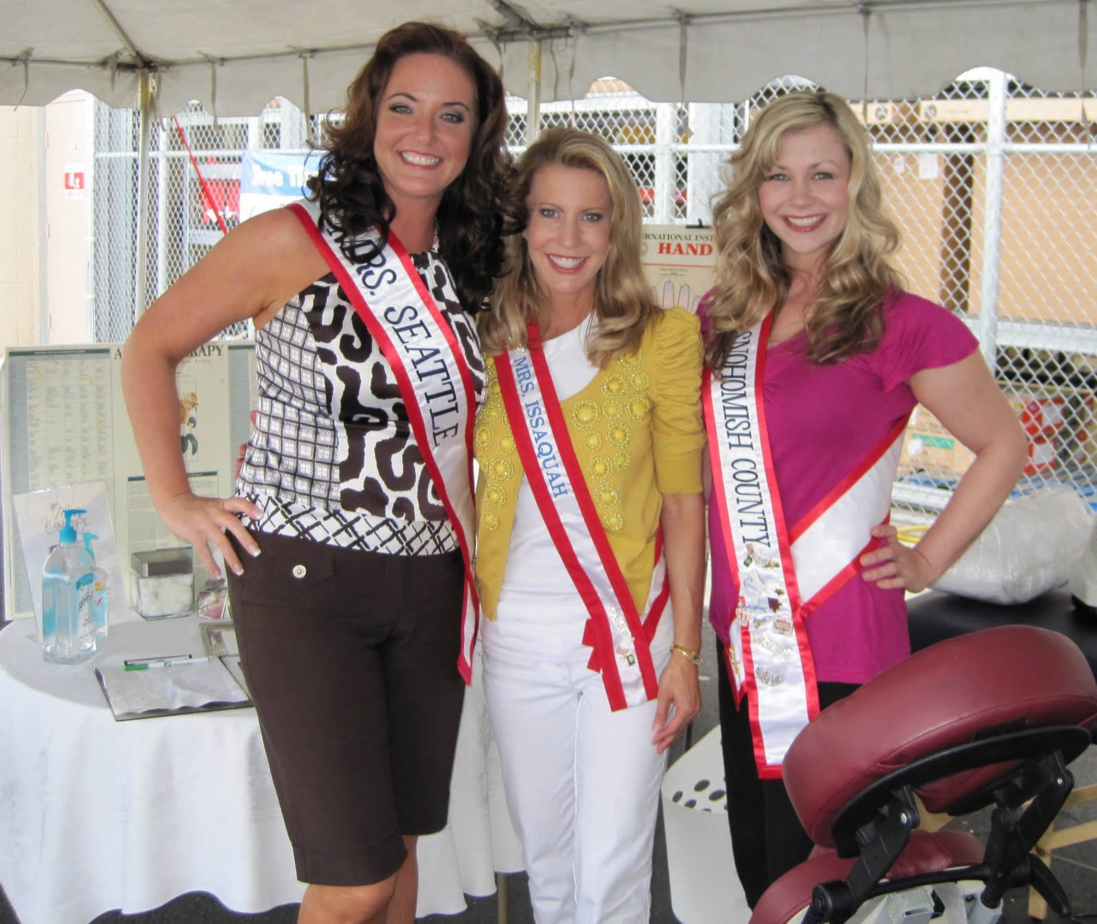 Elizabeth Larsen - Mrs. Washington America 2009: Walmart Kids Fair ...